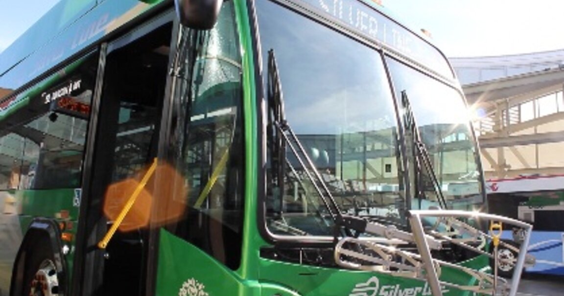 $40 Million ‘Rapid’ Silver Line Bus Takes Twice as Long as a Car ...