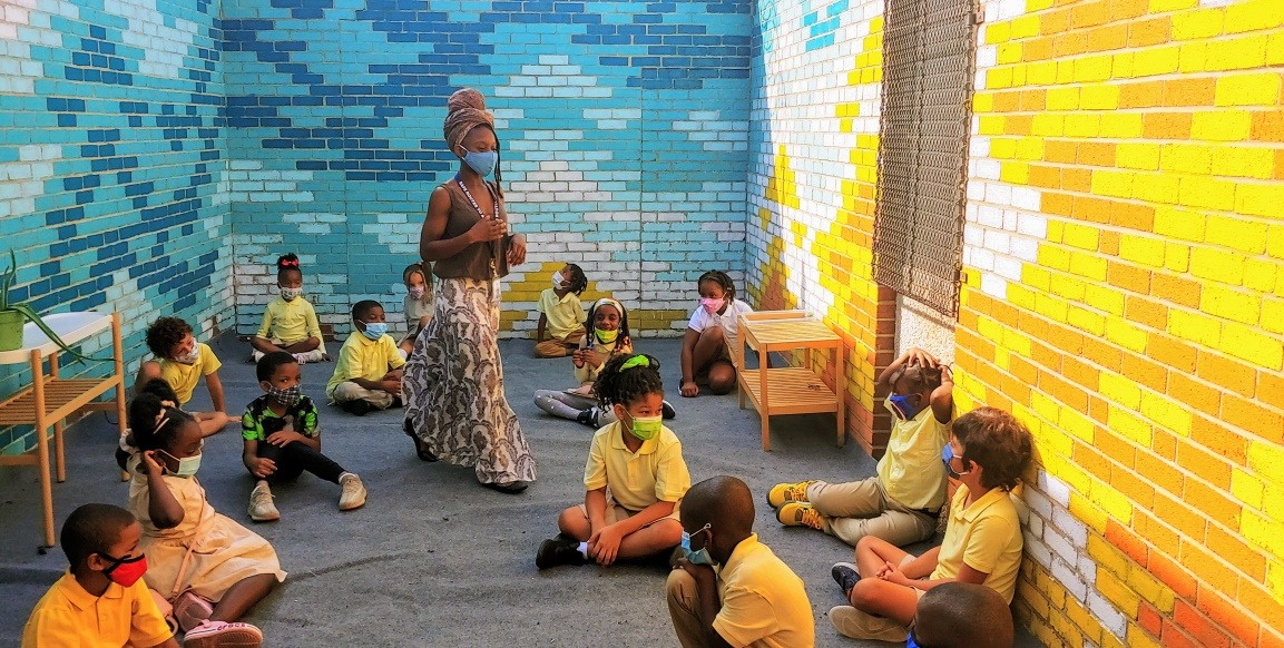Mask-Free Democrats Caucus In Detroit While City’s Schoolchildren ...