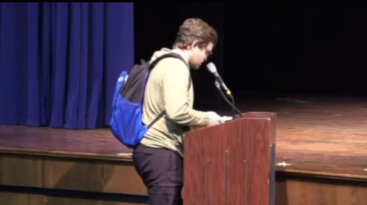Trustee vows to stay on after apparent threat at Grosse Pointe school ...