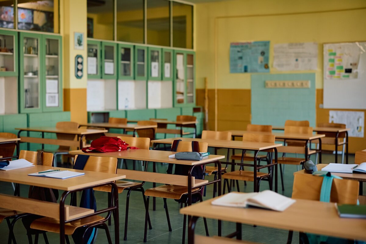 Oakland County school spars with local man over $14,000 FOIA request ...